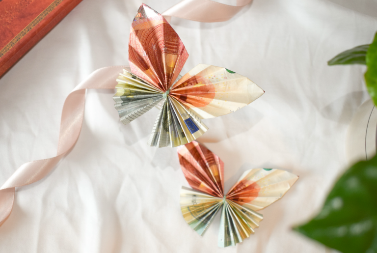 Geld Falten Schmetterling 2 Scheine